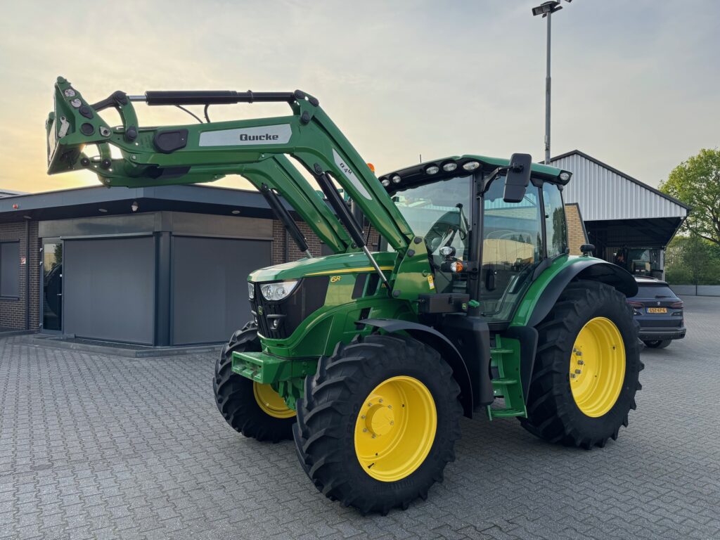 John Deere 6R110 AQ+ 40KM + VOORLADER 2023 465 UUR!!! - VEMO tractoren